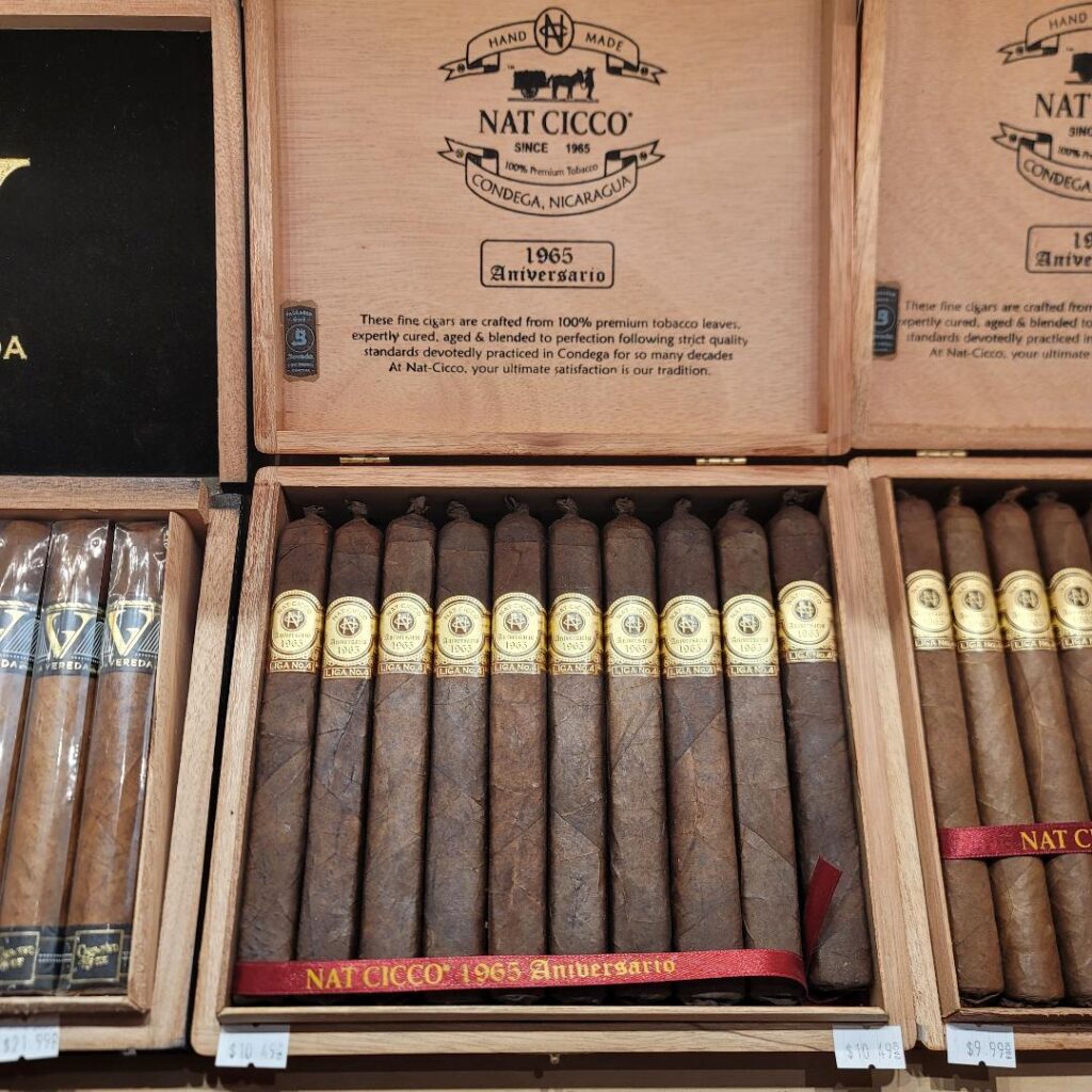 Nat Cicco Aniversario 1965 Liga #4 Double Toro Single | Underground ...